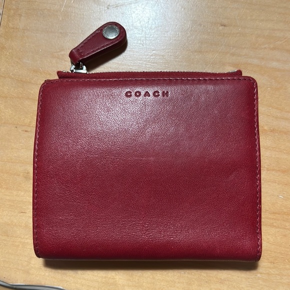 Coach | Bags | Coach Red Wallet 3 Card Slots Extra Slot On The Right ...